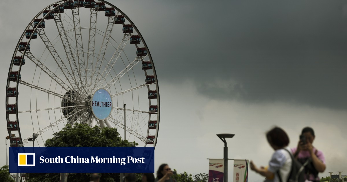 Hong Kong Bracing For Full Week Of Thunder Showers Under Effects Of