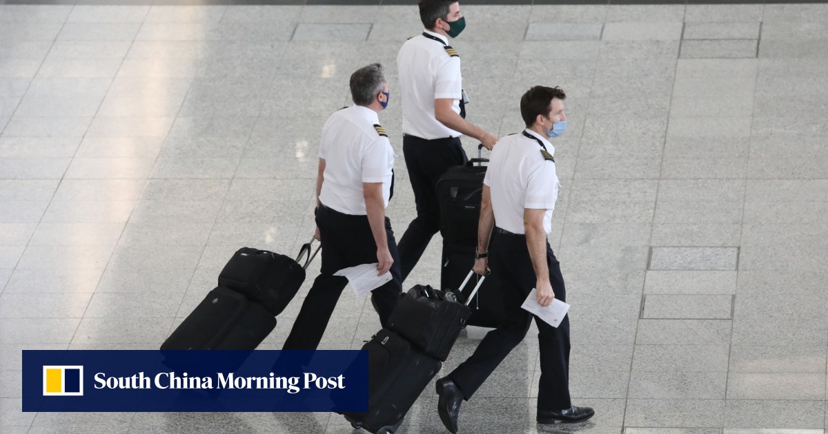 Hong Kong’s Cathay Pacific offers junior pilots chance to rise through ...