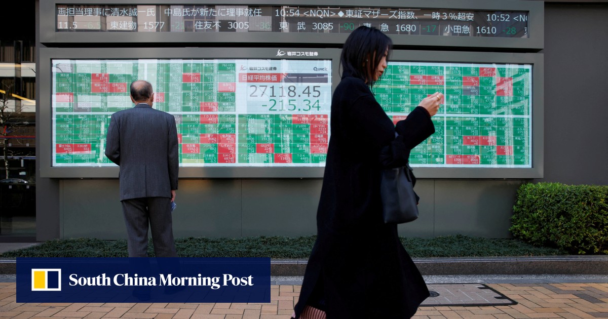 ‘Flood the economy’: China’s stimulus errors hurt stocks as funds flee ...