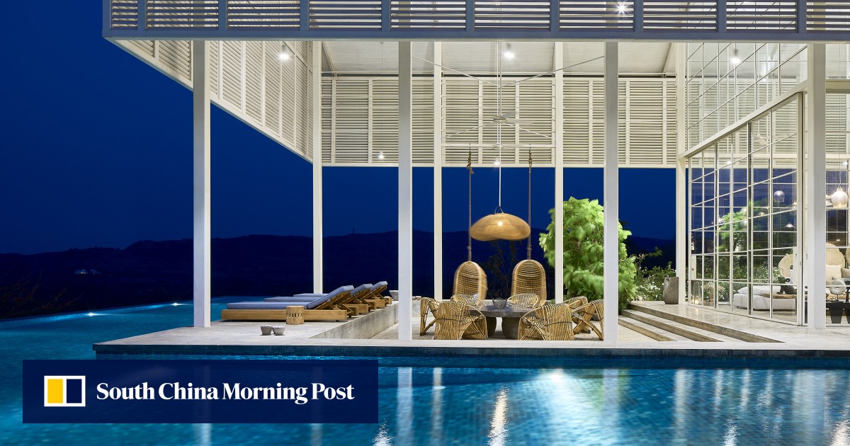 Modern plantation house near Mumbai, India, with wraparound infinity ...