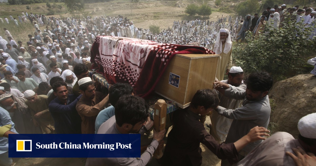 Islamic State claims responsibility for Pakistan bombing; death toll ...