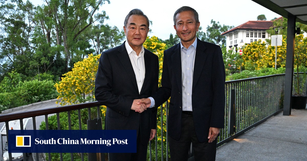 China diplomat Wang Yi’s deft touch with a tie wins online praise ...