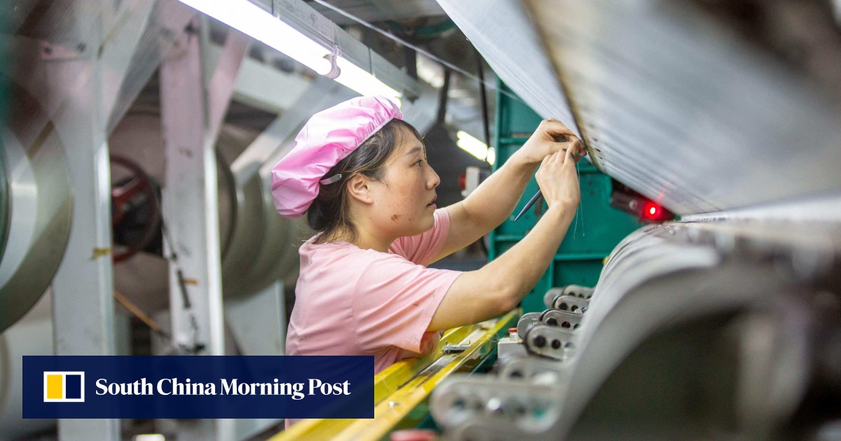 China manufacturing: ‘bombed-out’ exports in August see manufacturing ...