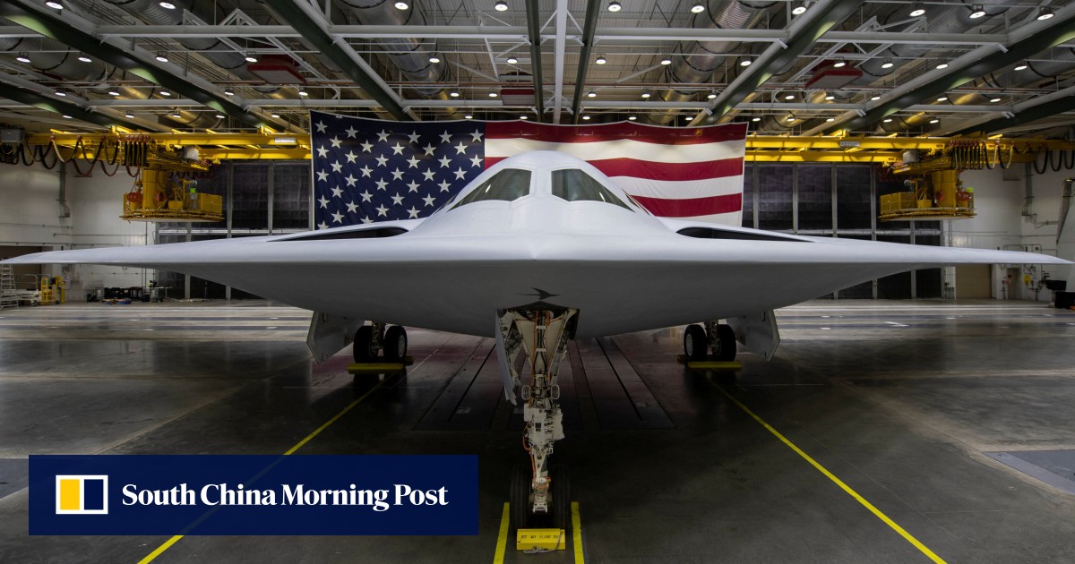 China’s new stealth aircraft can find and kill the B-21 ‘Raider’ with hypersonic missiles ...