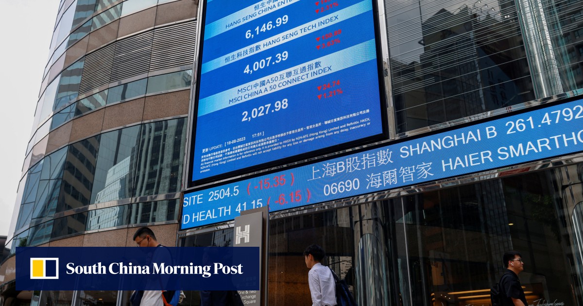 Hong Kong Stocks Slip To 5 Week Low As Meituan Sinks 12 To Erase Post