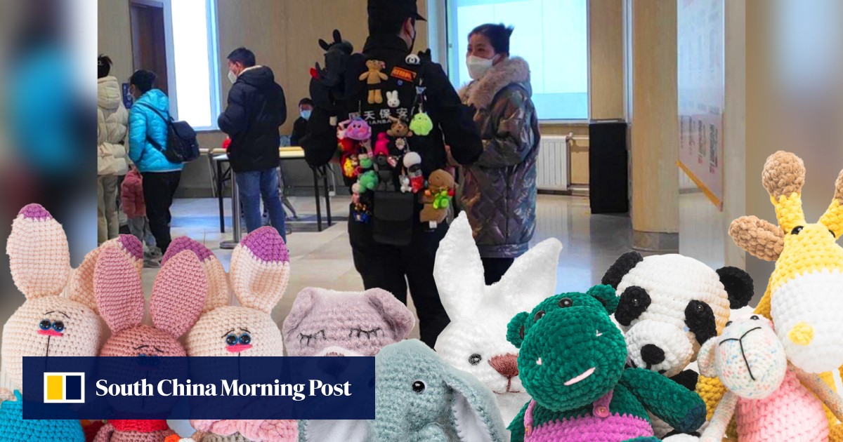 ‘Toy swordsman’: security guard at China hospital attaches small toys ...