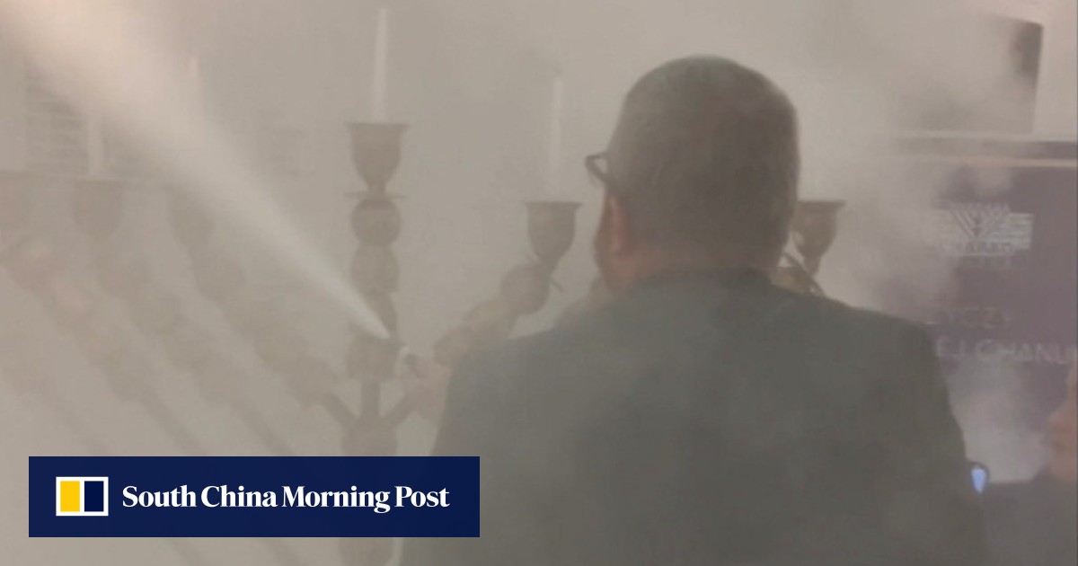 Far-right Polish lawmaker Grzegorz Braun uses fire extinguisher on ...