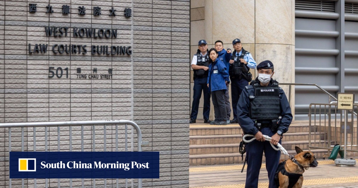 Hong Kong Tycoon Jimmy Lai Set Up English Language Apple Daily In Bid