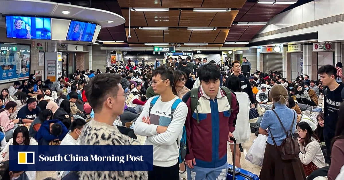 Hong Kong Transport Chief Vows To Speed Up Talks With Mainland Chinese