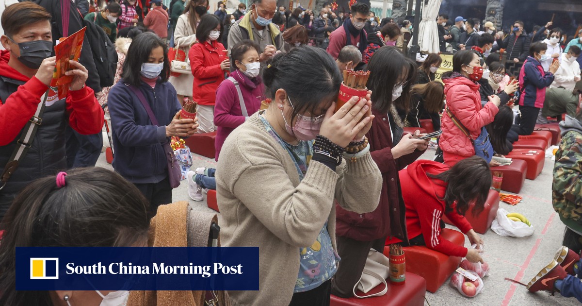 How to get lucky in the Year of the Dragon: money, colours, clothing ...