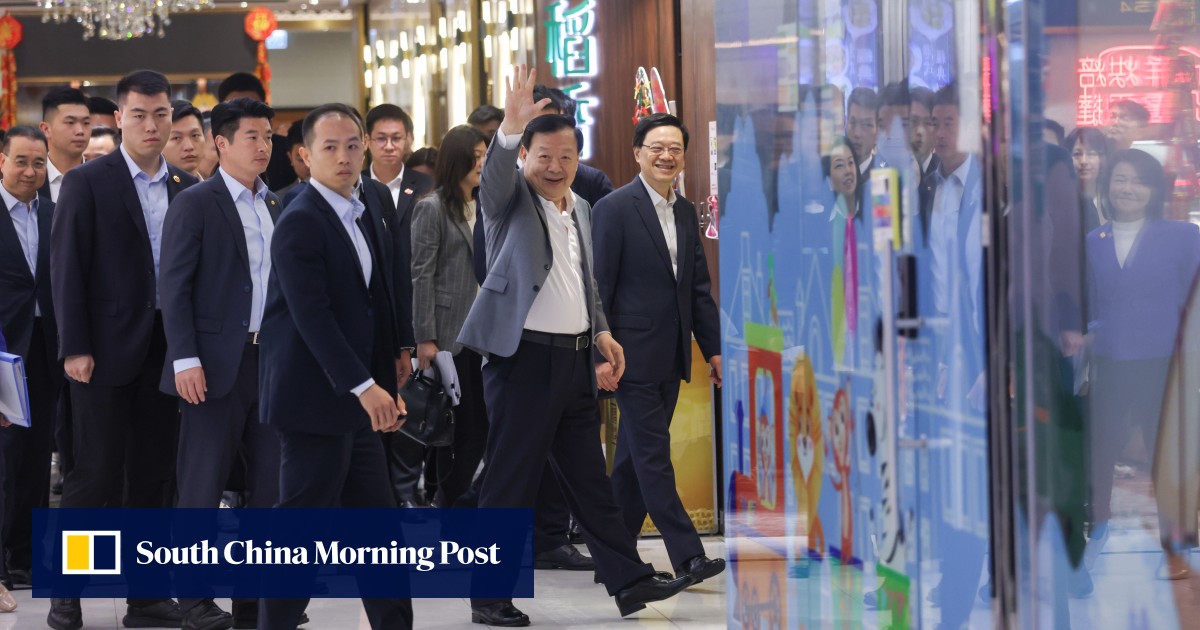 Beijing’s point man on Hong Kong affairs tells district councillors to ... Beijing’s point man on Hong Kong affairs tells district councillors to ...