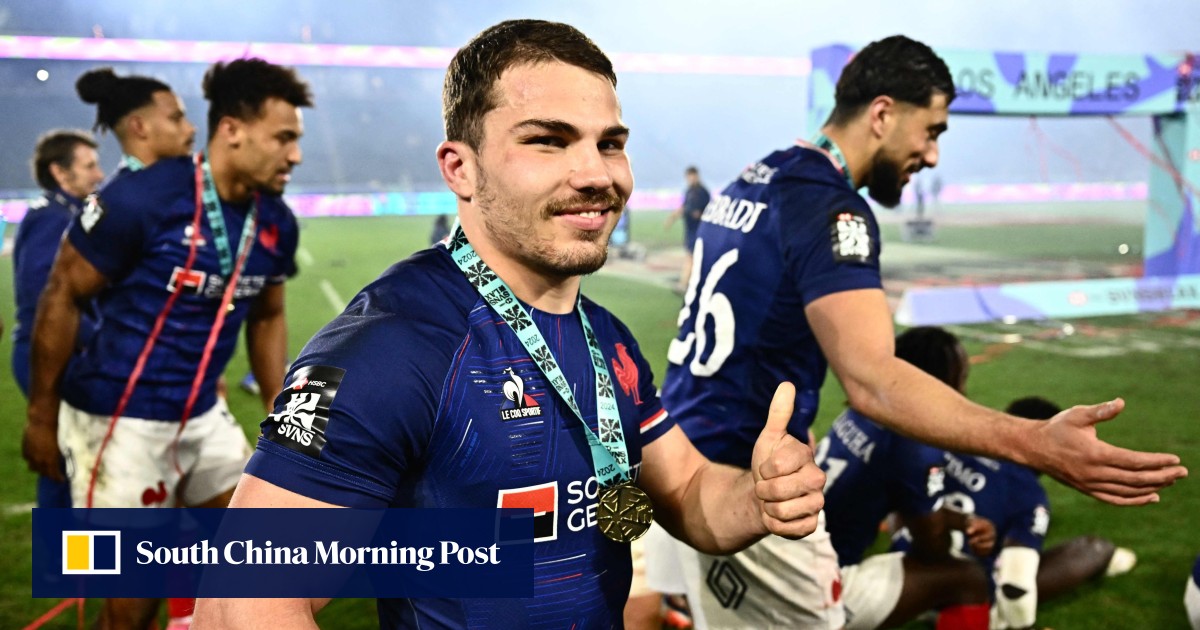 Antoine Dupont caps stunning arrival in sevens as France win first ...