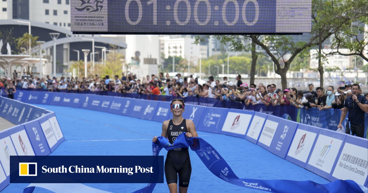 Hong Kong officials apologise for fresh national anthem blunder, launch ...