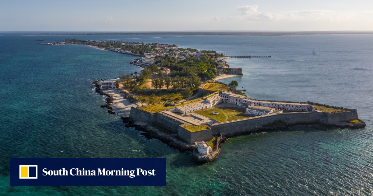 Nearly 100 dead after overcrowded boat sinks off Mozambique coast ...