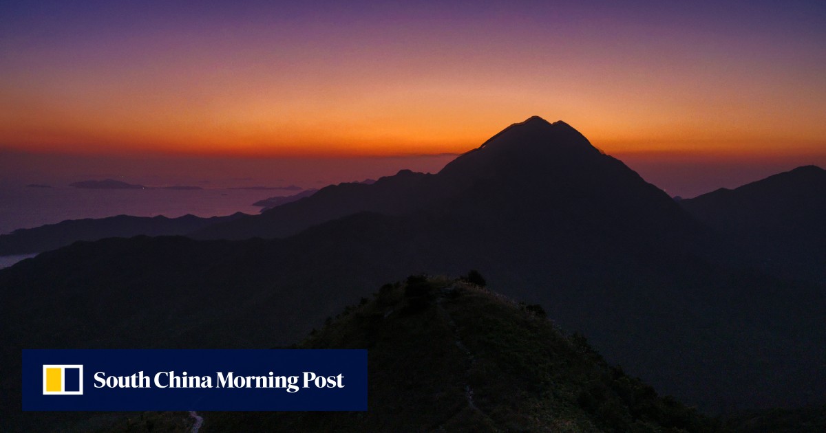 Letters Links Between Hong Kong Island And Lantau Needing Reclamation