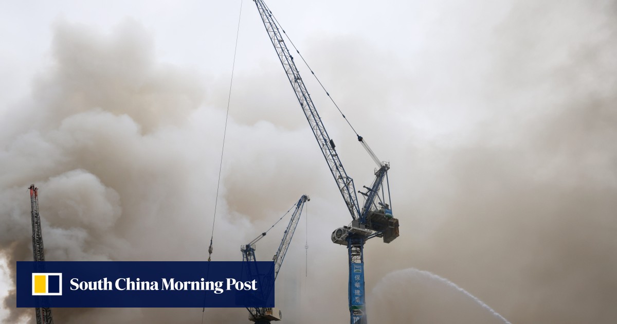 Blaze At Hong Kong Construction Site Upgraded 2 Tower Cranes At Risk