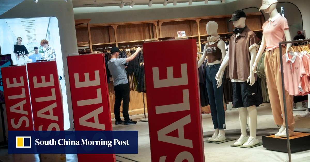 Hong Kong Retail Sales Fall 7 In March Marking Sectors Worst