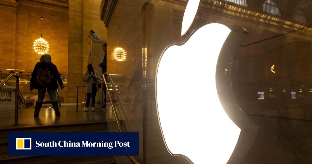 Apple working on AI chip for data centres, WSJ says, as it tries to ...