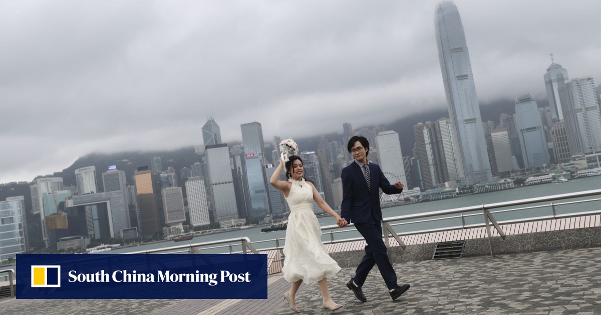 Elizabeth Cheung - Journalist Profile - Intelligent Relations