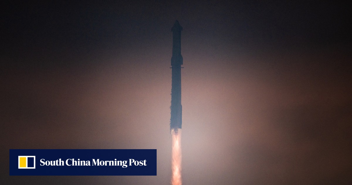 SpaceX mega rocket completes fourth test flight without exploding ...