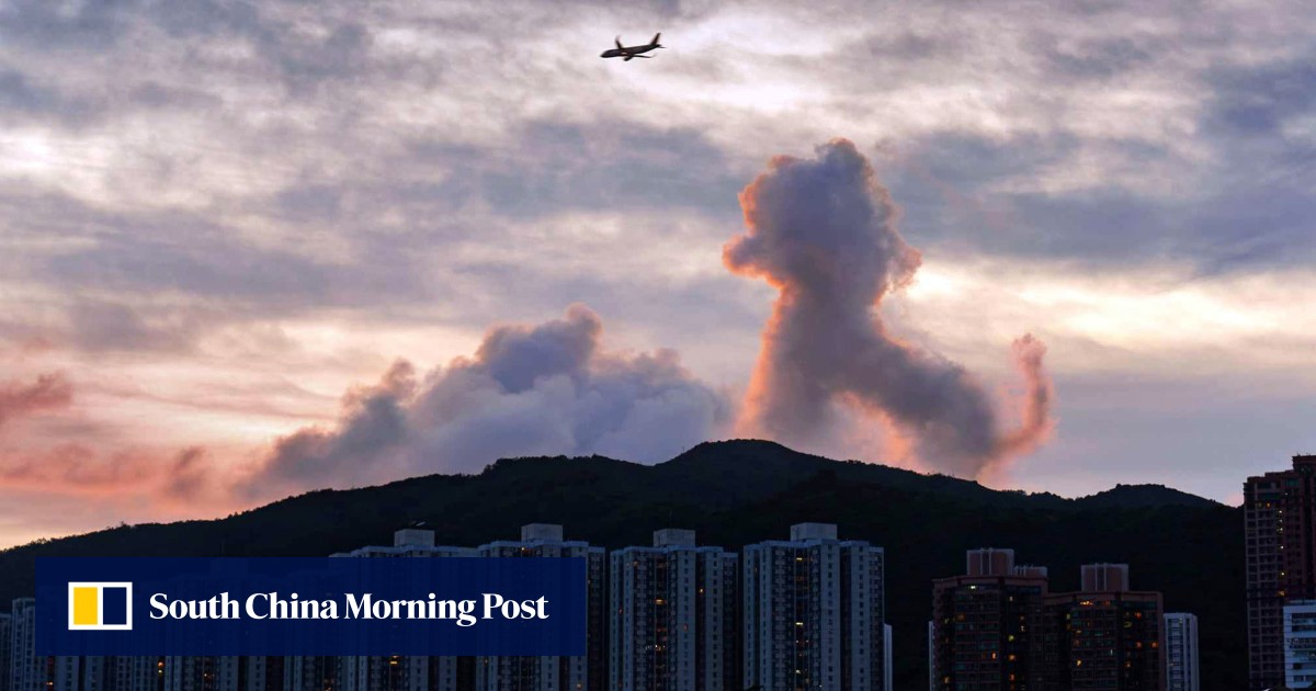 Dog-shaped cloud delights Hongkongers as Observatory issues reminder to ...