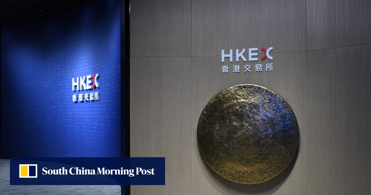 Hong Kong Stocks Recover As Focus Shifts To Chinas Third Plenum For