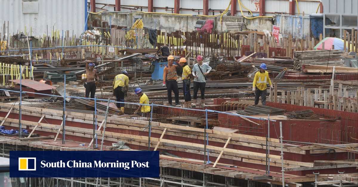 Hong Kong Authorities Urged To Raise Public Project Advance Payments To