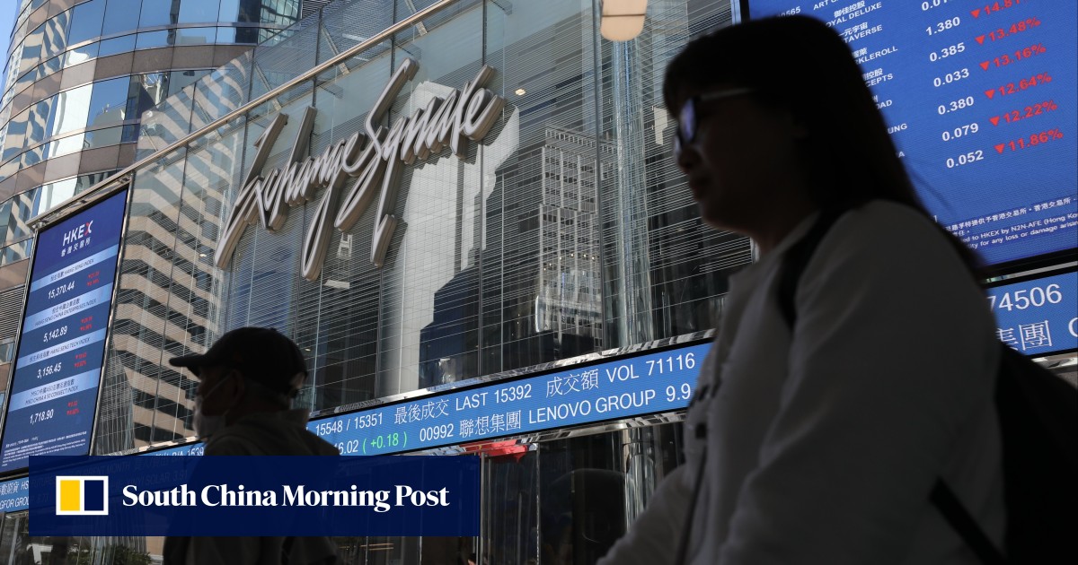 Hong Kong stocks overturn losses as Meituan, Mengniu soar while Li Auto, EV peers stumble ...