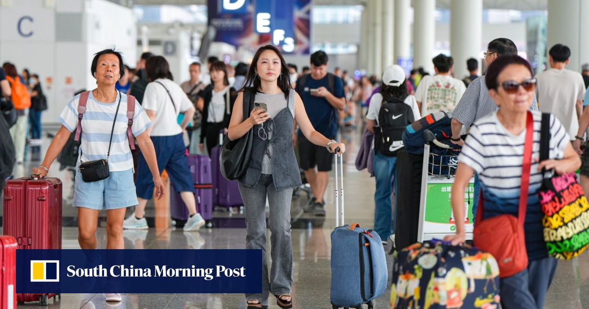 Airlines In Hong Kong Should Step Up Service Over Add On Perks