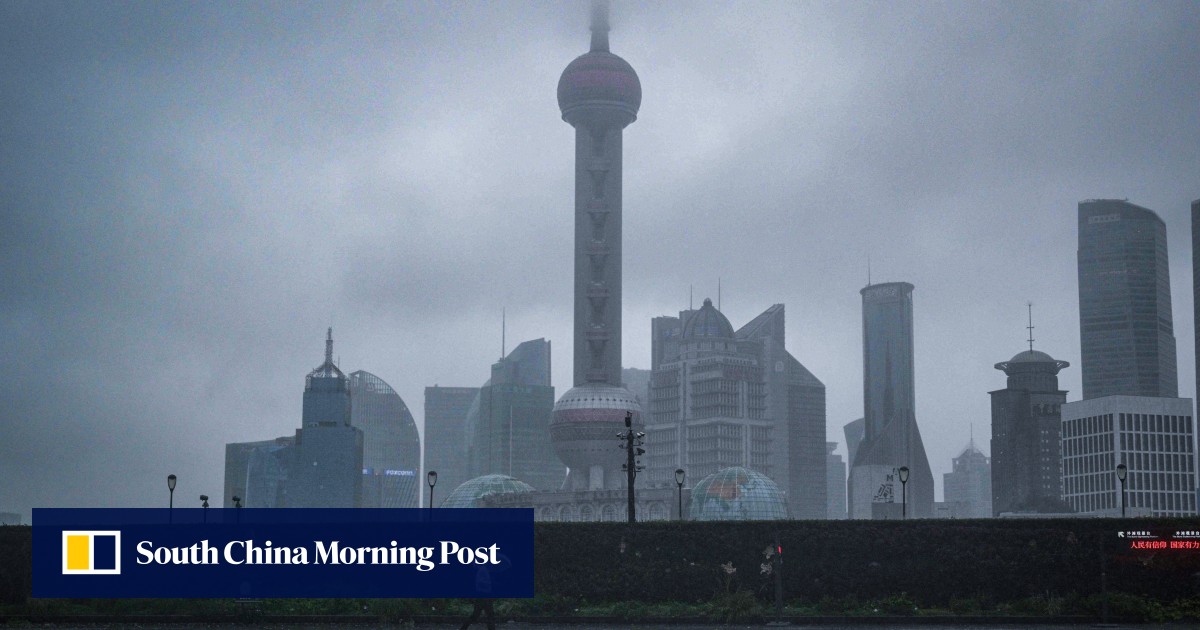 Shanghai mops up as Typhoon Bebinca reaches eastern China’s Jiangsu ...