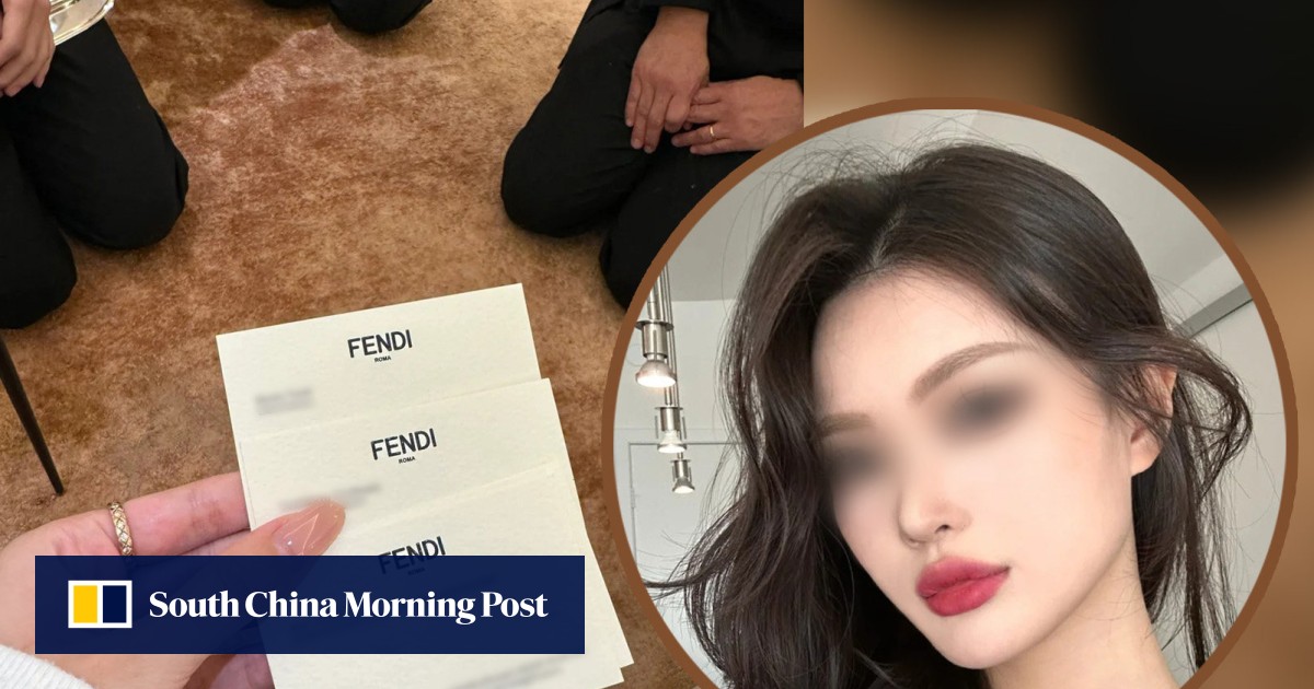 Staff at pricey Japan boutique kneel in apology after China woman ...