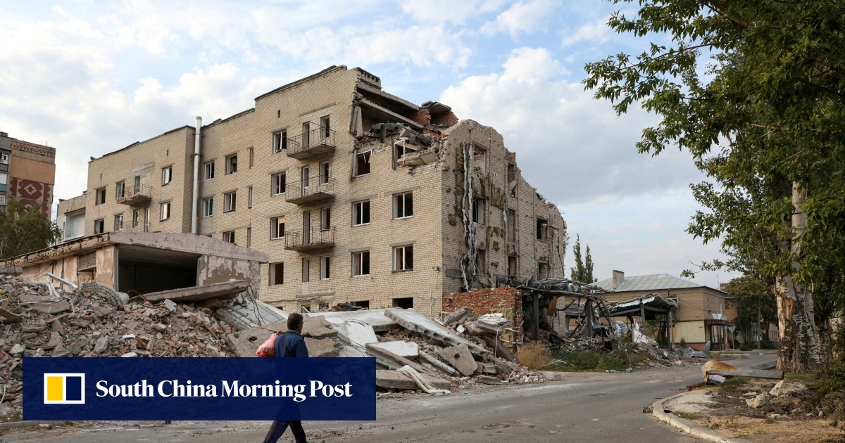 Russian forces advance towards strategic Ukraine city: military ...