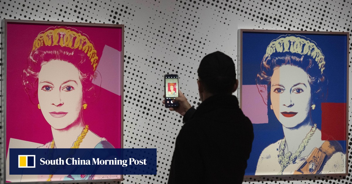 ‘Amateurish’ thieves steal portraits from Warhol’s ‘Queens’ series from ...