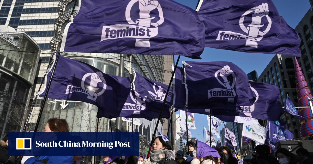 What is the extreme South Korean 4B feminist movement sweeping America ...