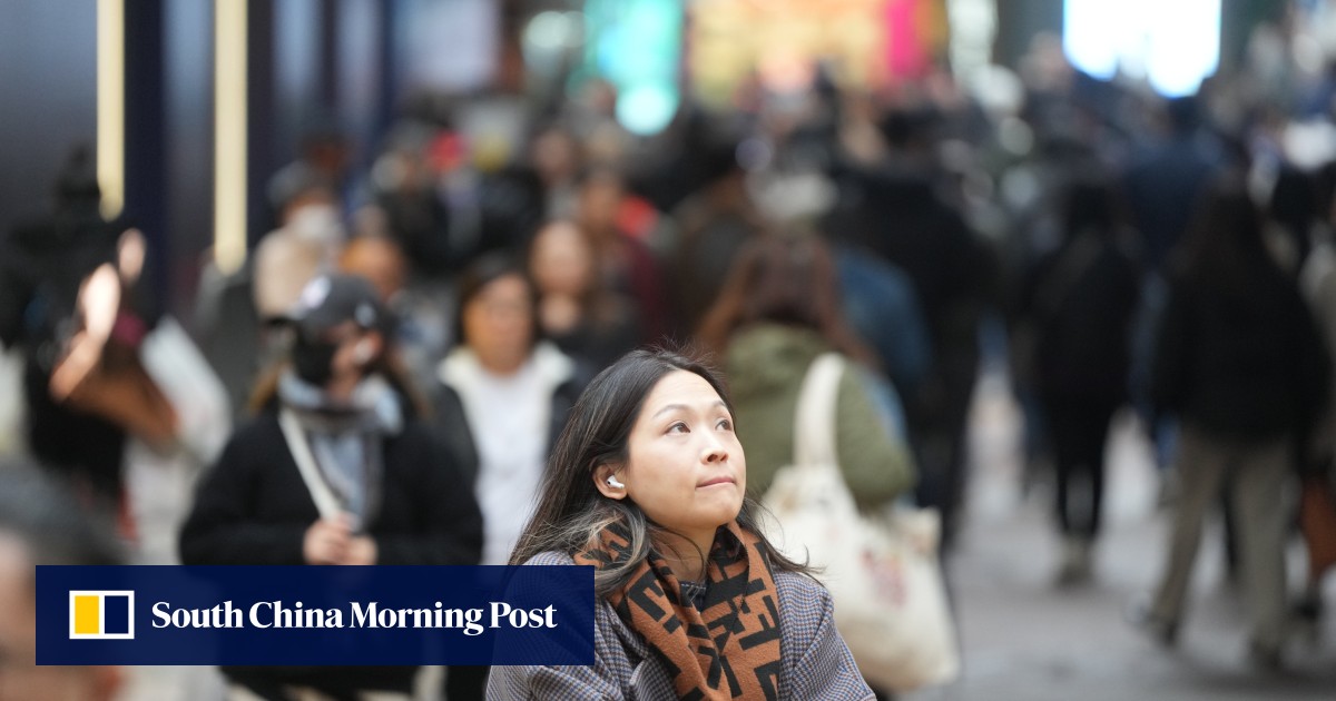 Hong Kong Braces For Cooler Weather As Temperatures Set To Drop To 16