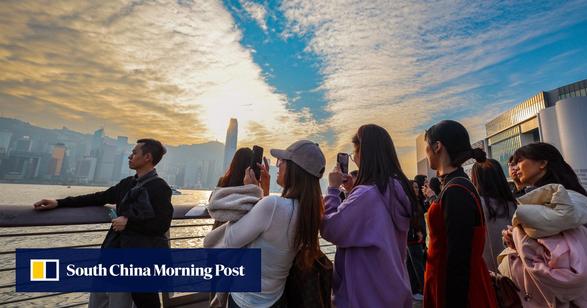 Hong Kong Temperatures Drop To Lowest Levels So Far This Winter At 138