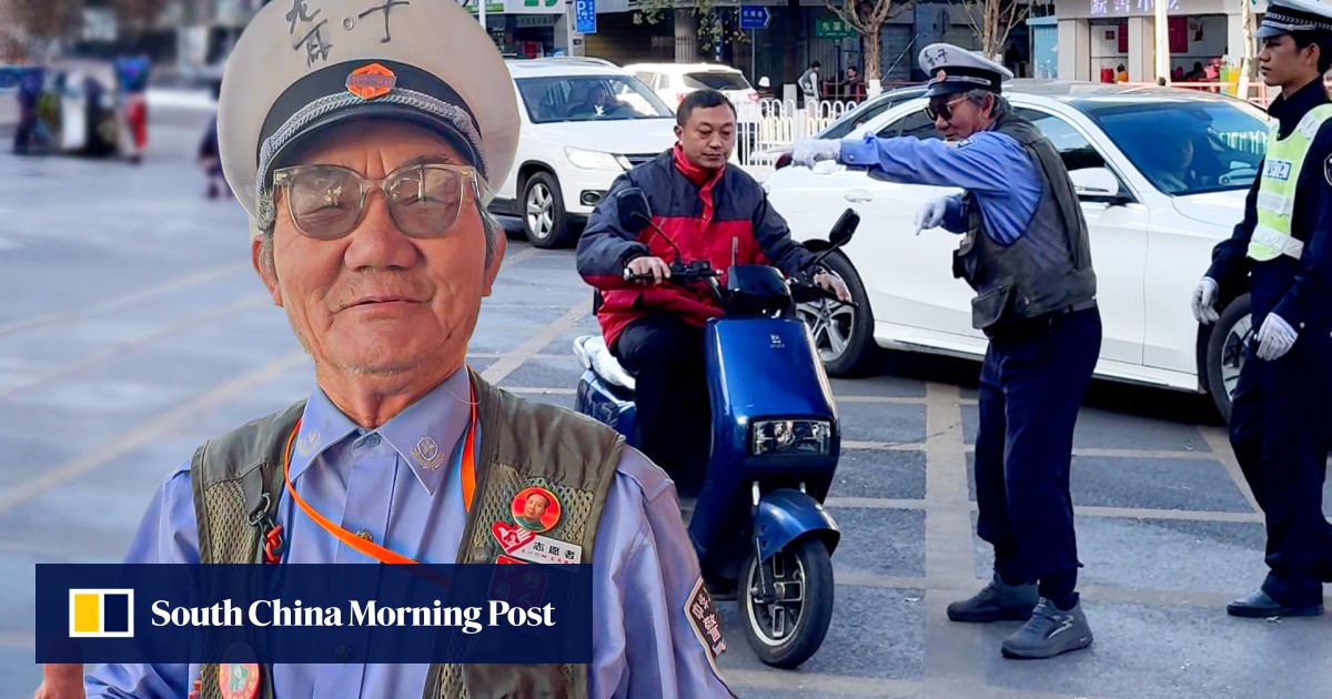 China volunteer directs traffic for decades after wife, kids, sister ...