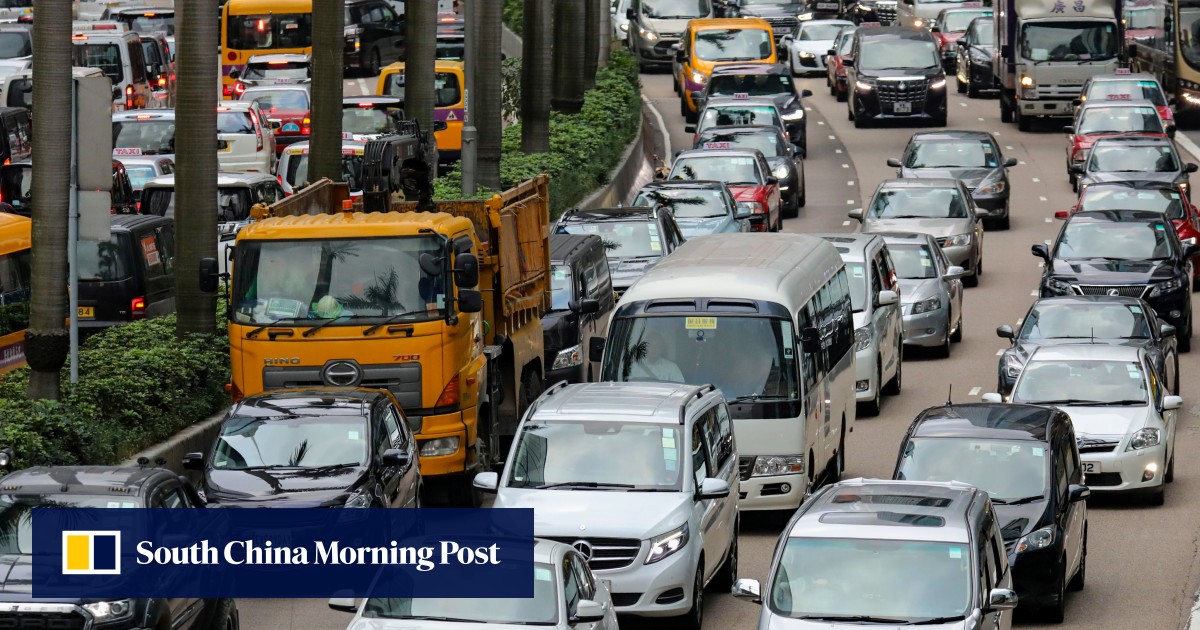 Hong Kong Car Owners No Longer Need To Display New Vehicle Licence