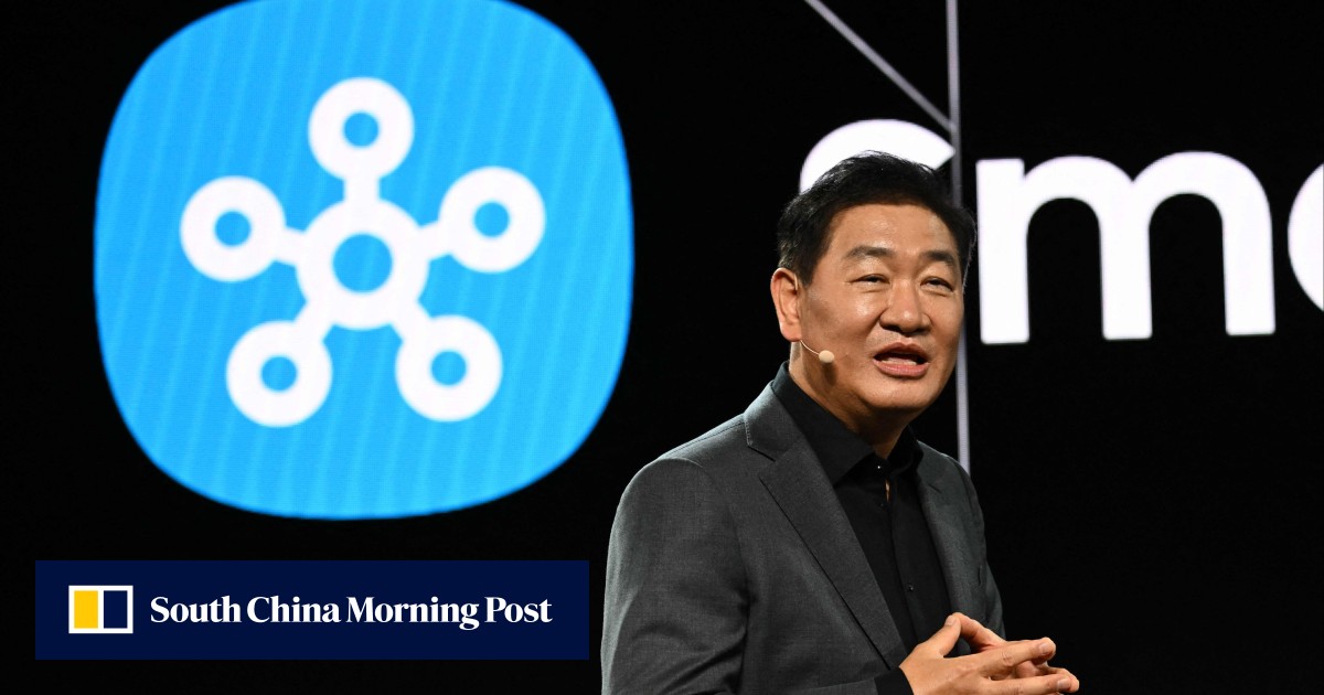 Samsung Electronics CEO touts AI fridges and washers after year to ...