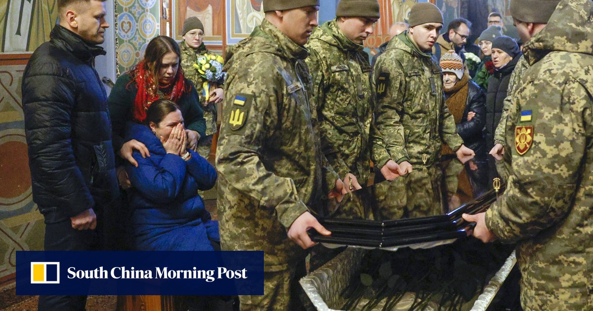 Ukraine steps up campaign to stop young men fleeing military draft ...