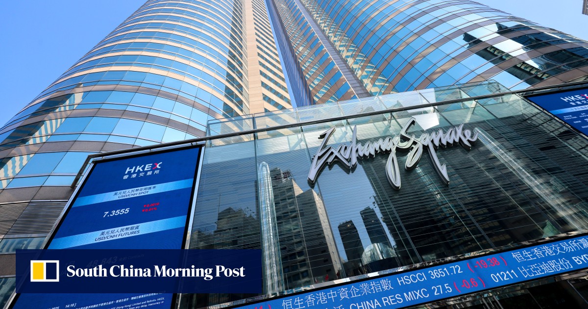 Hong Kong Stocks Climb Amid Tech Optimism In Best Weekly Gain Since