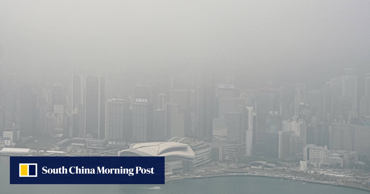 Warm Foggy Weather Expected On Sunday In Hong Kong Before Cool