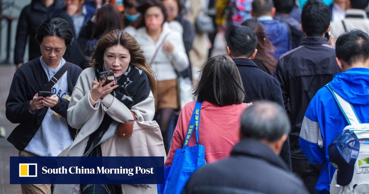 Hong Kong Issues Cold Weather Warning With Temperatures Set To Dip