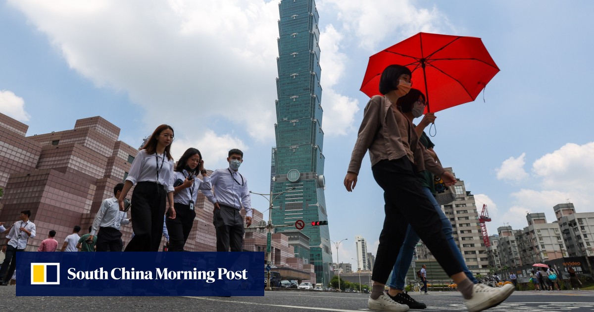 The Taiwanese entertainers walking a cross-strait political tightrope ...
