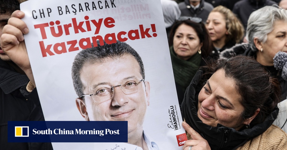 Turkey police arrest Istanbul mayor, key rival to President Erdogan ...
