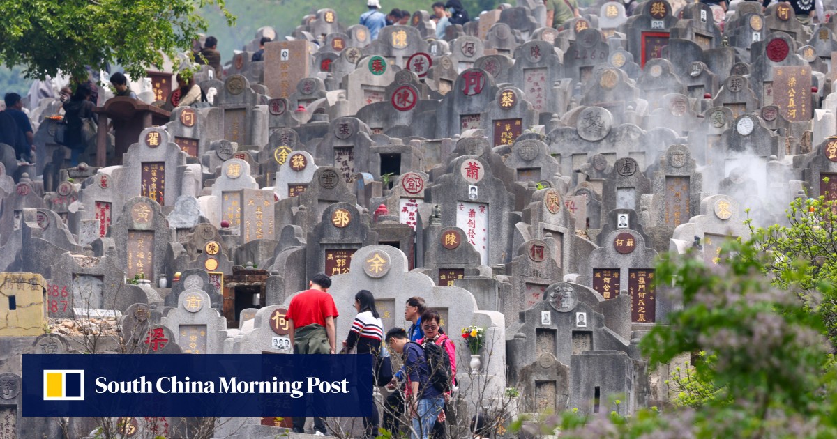 Thousands in Hong Kong mark Ching Ming at cemeteries, over 470,000 ...