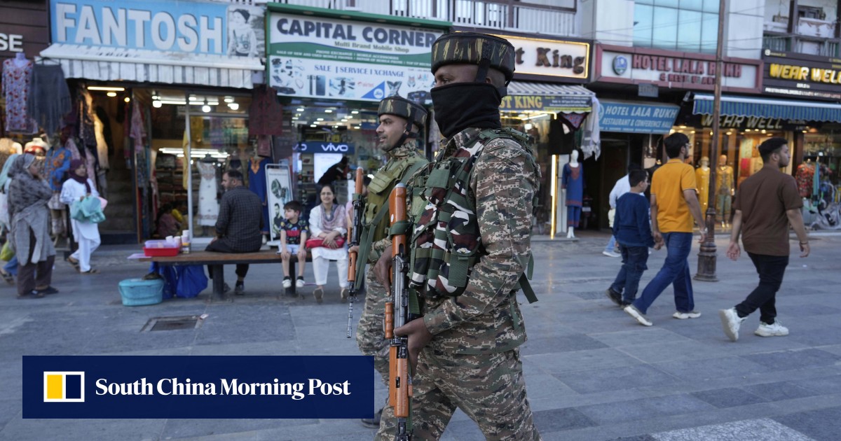 US tells India and Pakistan to tone down Kashmir tensions, avoid ...