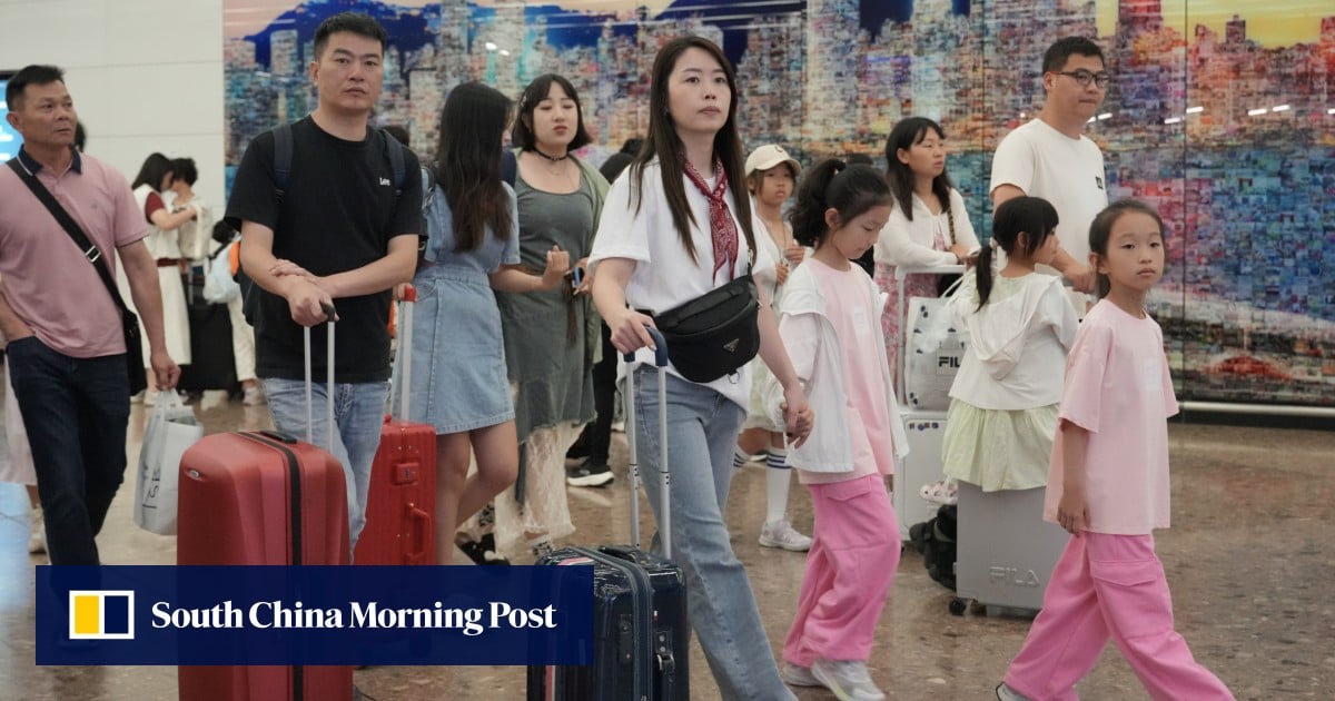 Hong Kong Welcomes 213000 Mainland Tourists As ‘golden Week Break