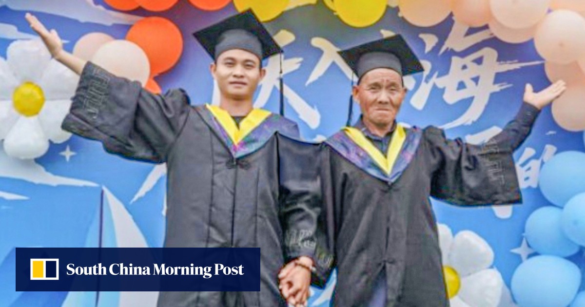 China graduate honours dad at ceremony by dressing him in academic gown ...