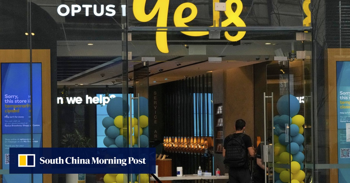 Australians outraged as Singapore-owned Optus outage hits for second ...